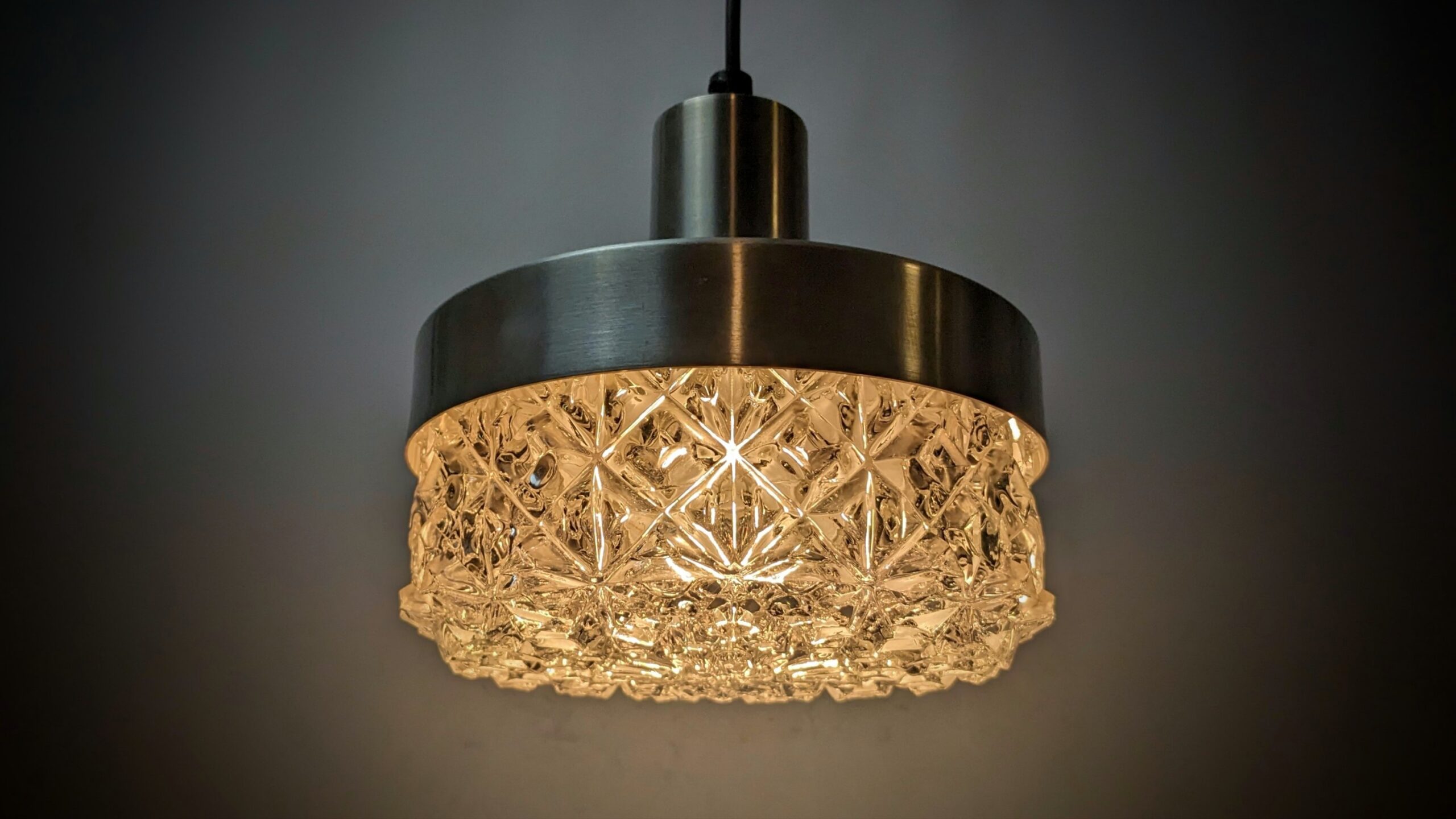 Eksklusiv smuk Vitrika loft lampe fra 1960. Ø20. Nyt el. Klart glas ...