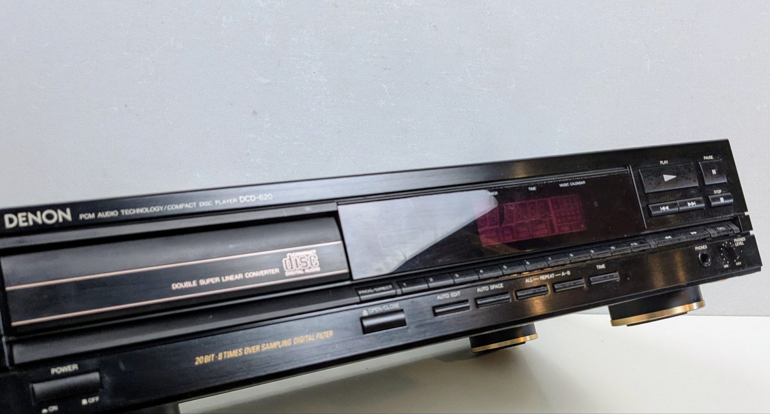 Denon DCD-620 med fjernbetjening. I flot stand. • Møllers smukkelamper ...