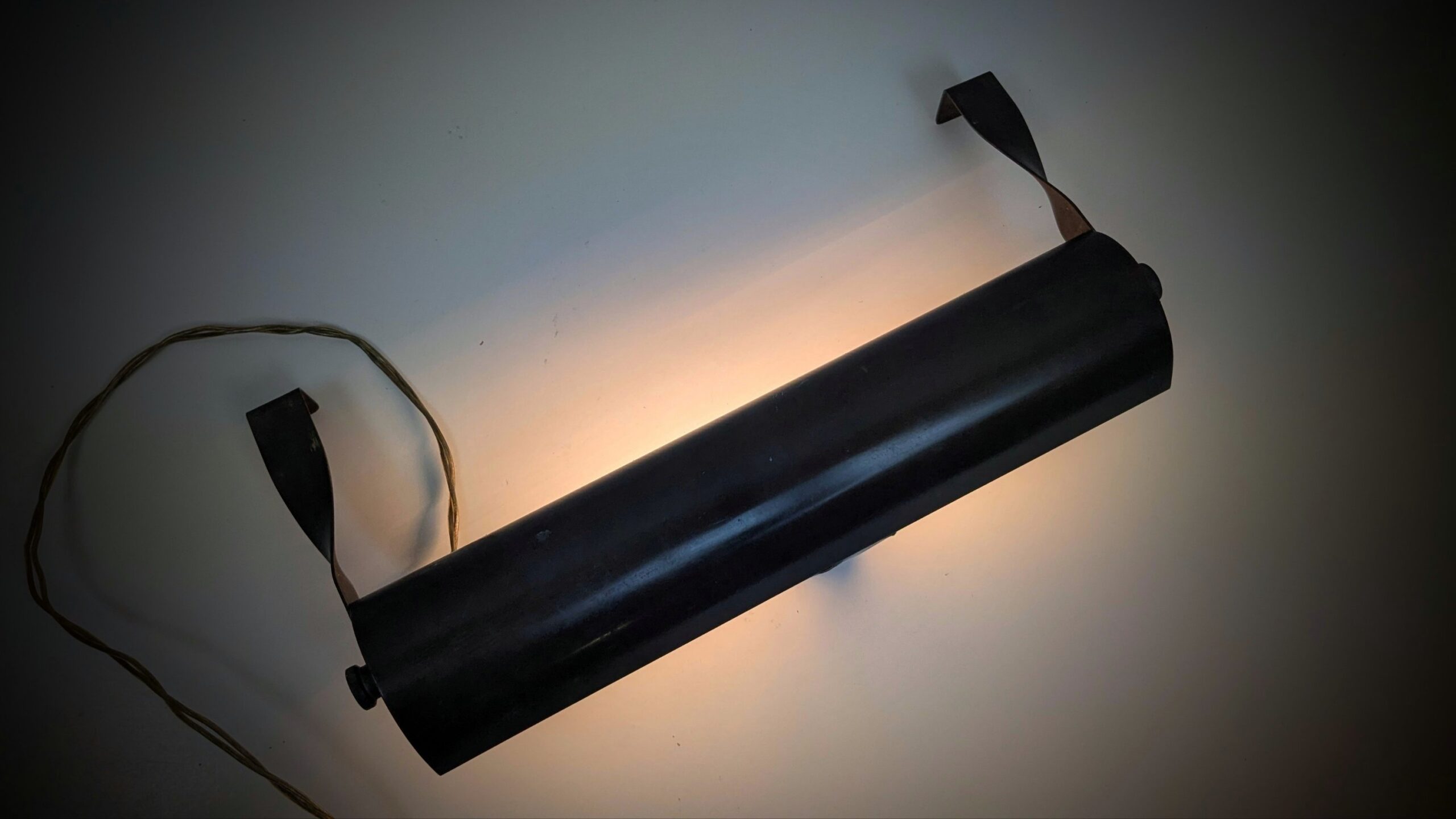 Sjælden Engelsk biblioteks reol lampe fra 1930. Original med 3,5 meter ...