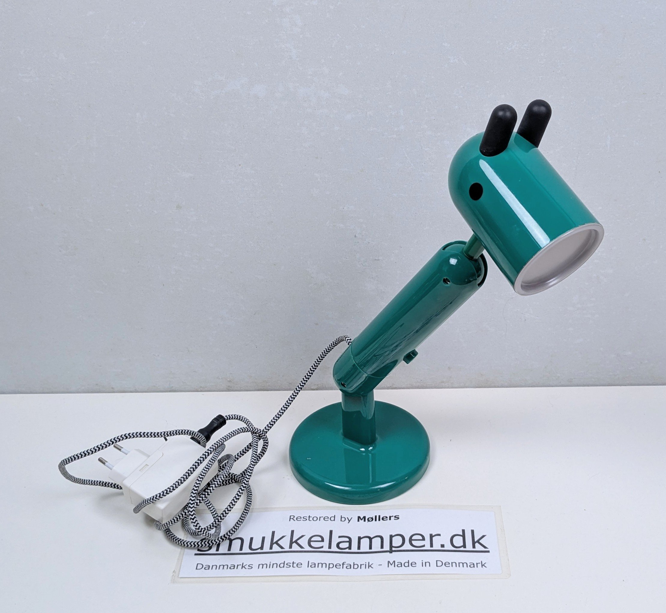 Ikea Giraf bordlampe fra 1990. Model Krux. 38 cm høj. • Møllers ...
